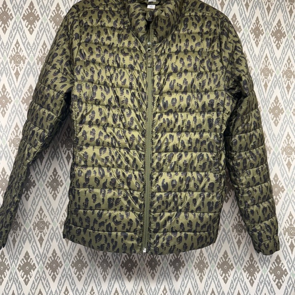 Old Navy | Jackets & Coats | Leopard Print Puffer Jacket | Poshmark